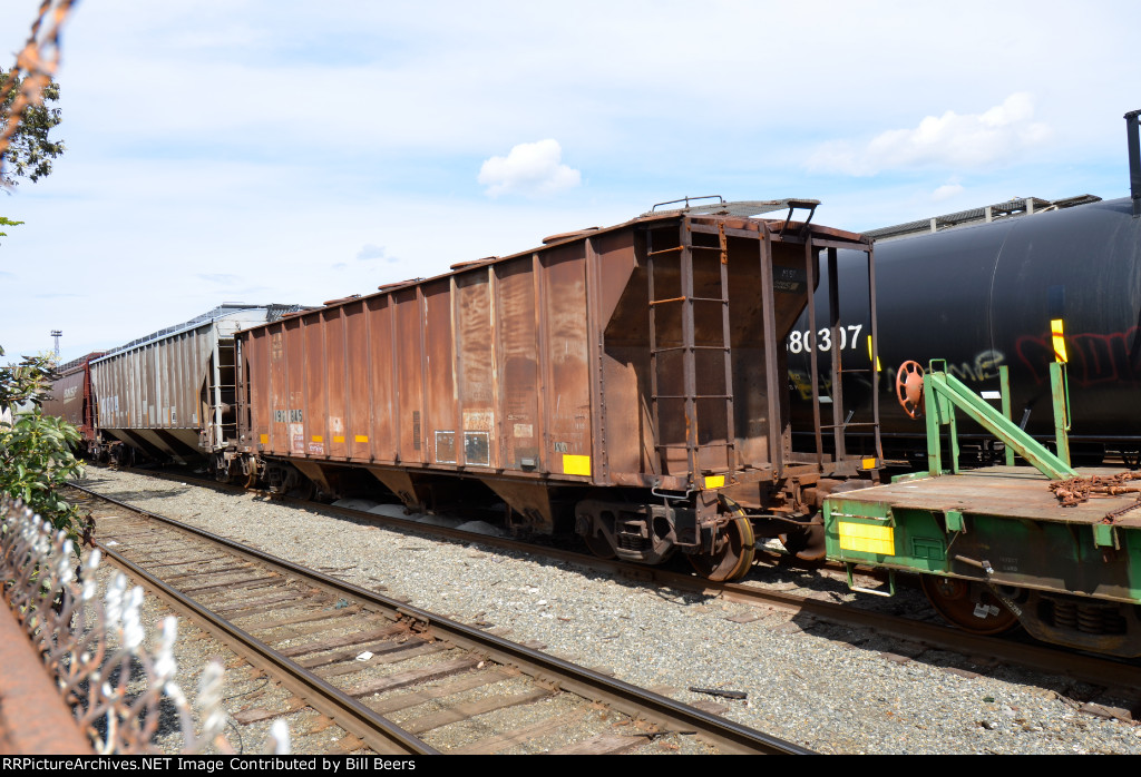 Old Santa Fe Covered Hopper in Balmer